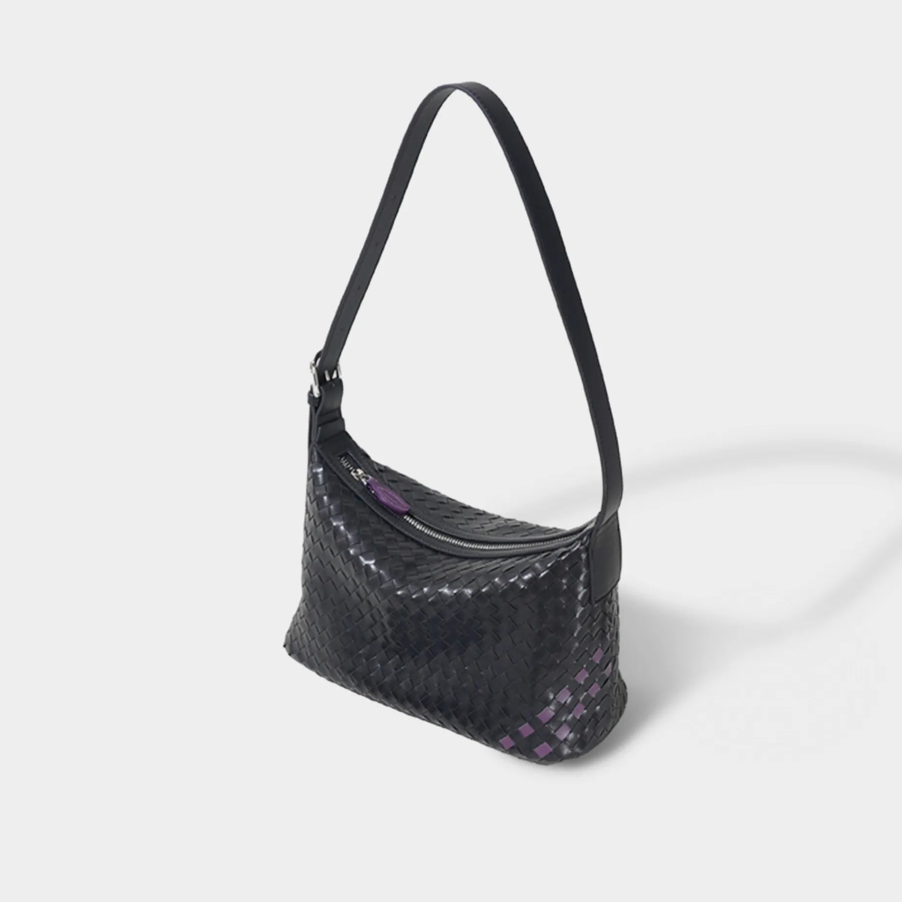 BLACKBERRY woven cowhide shoulder bag | Oriental Design & Gift